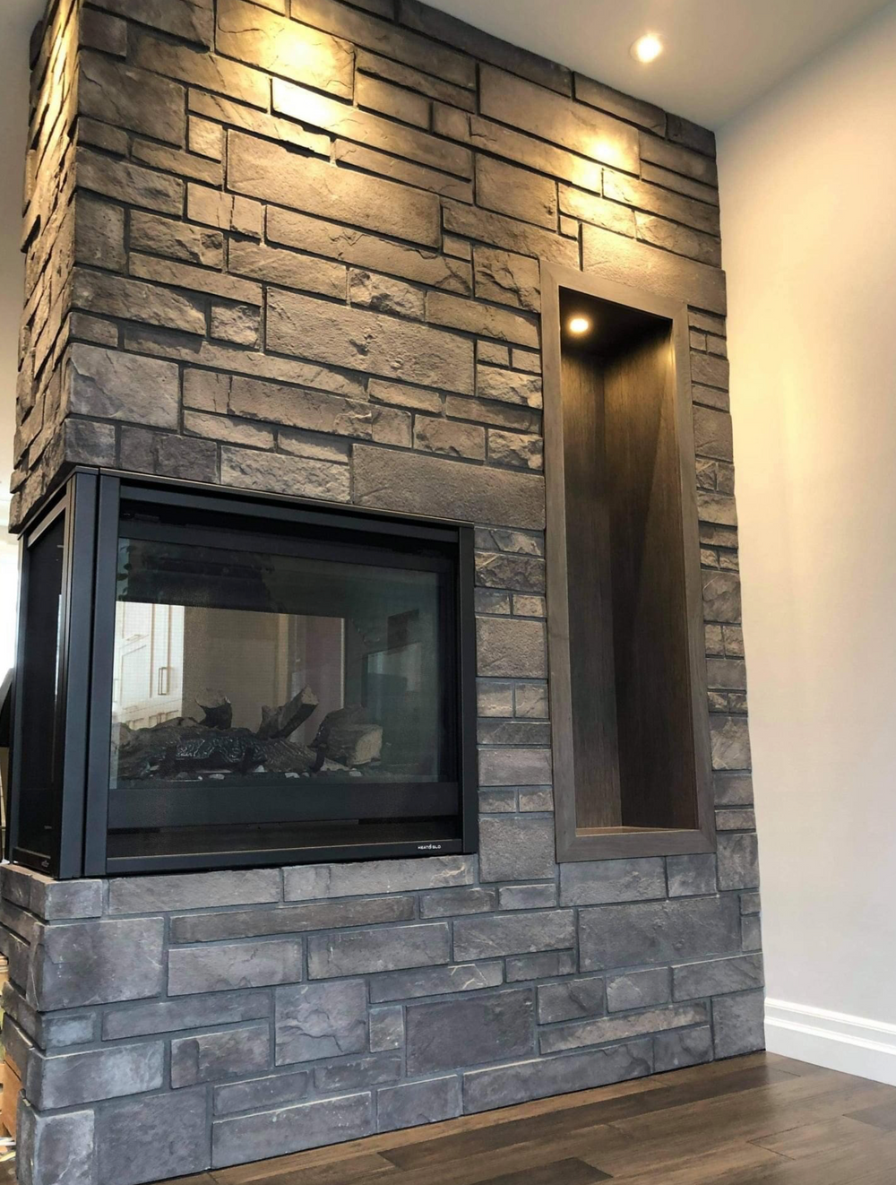 RID170GRAP - Royal Stones Ridge Stone Veneer Flat Graphite